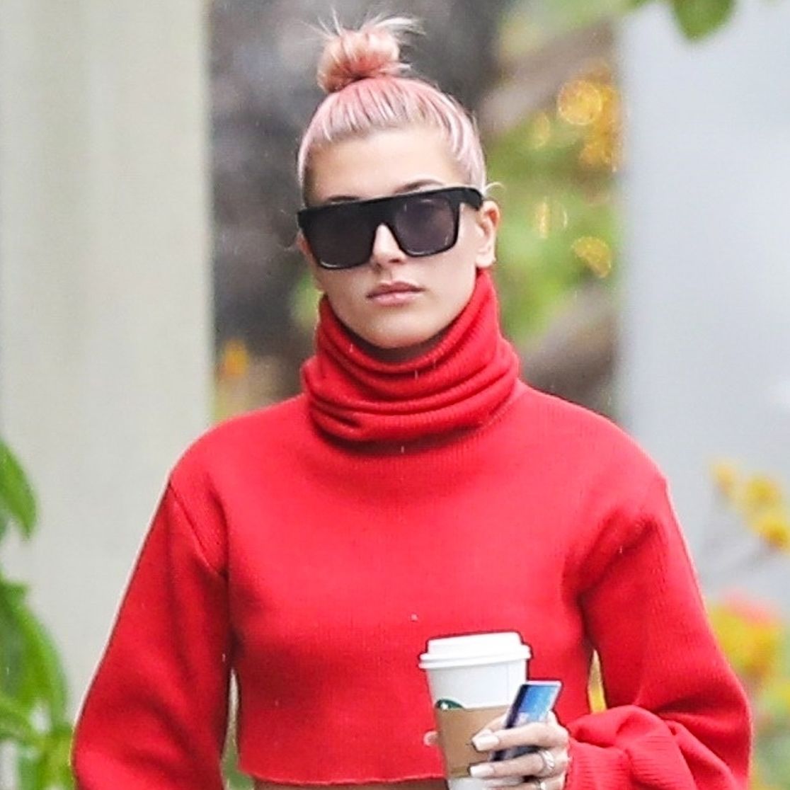 The Sweater Celebrities Wear for L.A. and New York Winters | Who What Wear