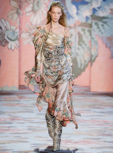 Zimmermann Fall 2018 Runway Show Recap | Who What Wear