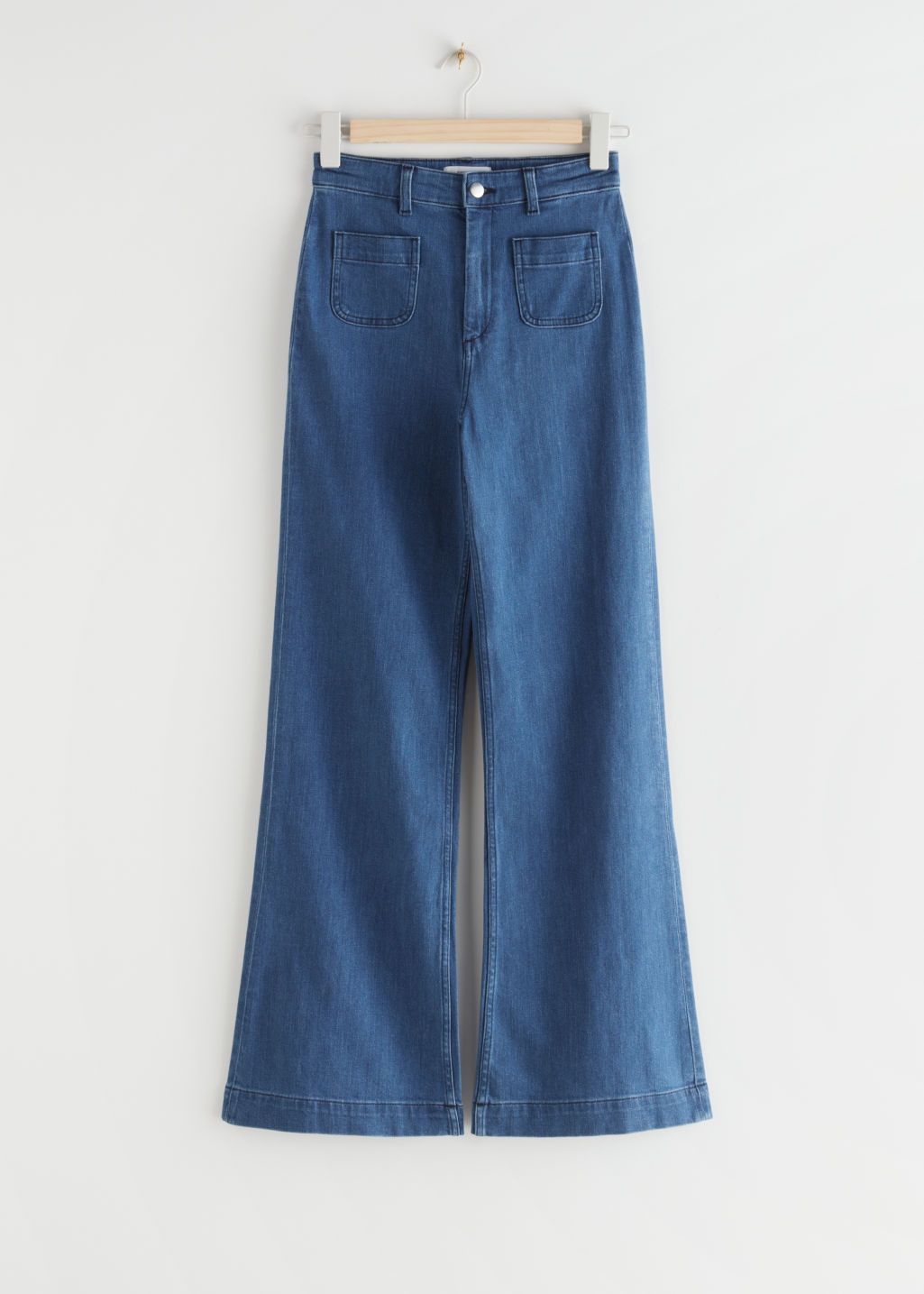 15 Flared Jean Outfits to Copy Now | Who What Wear