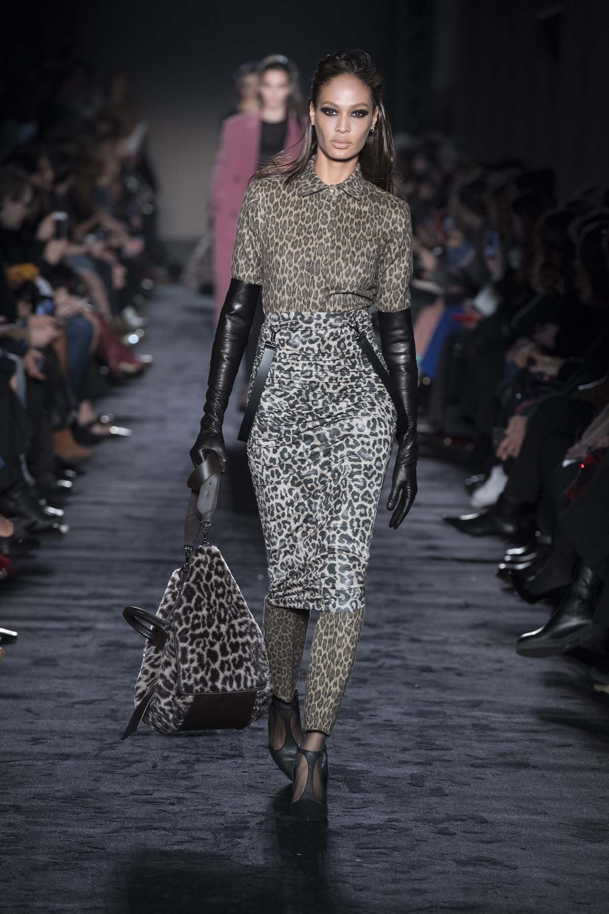 Everything From Max Mara's Fall 2018 Runway | Who What Wear