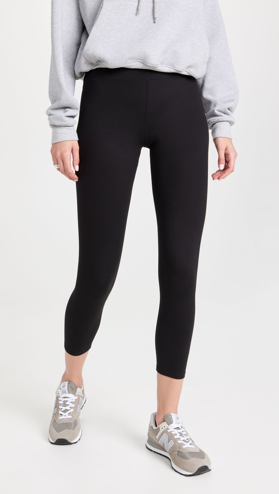 The 16 Best Compression Leggings That Are So High-Quality | Who What Wear