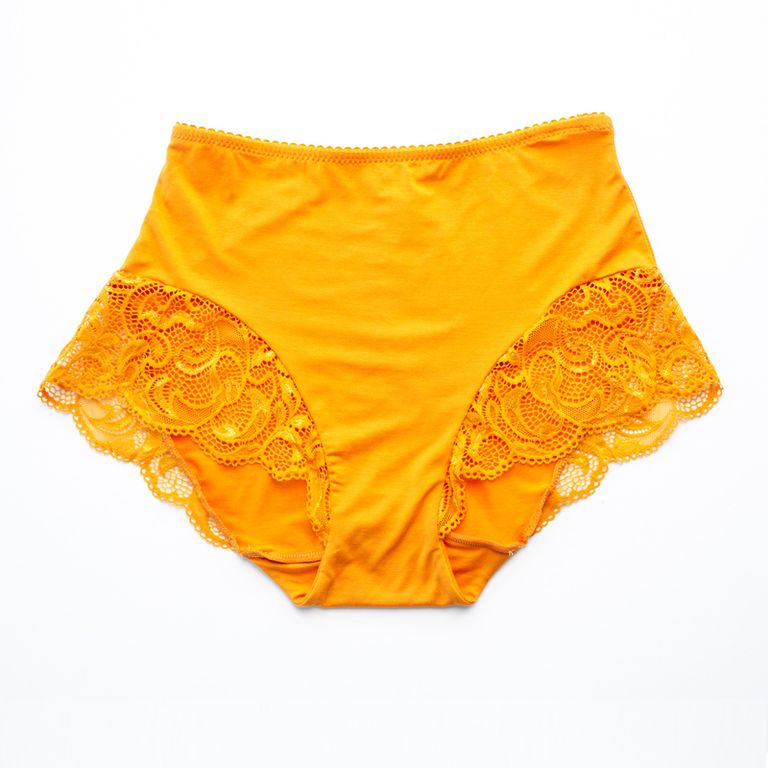 7 Cute Bra-and-Panty Sets That Are So Trendy | Who What Wear