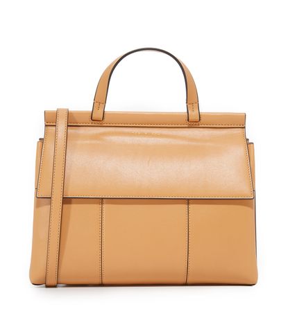 The Type of Bag That Never Goes Out of Style | Who What Wear