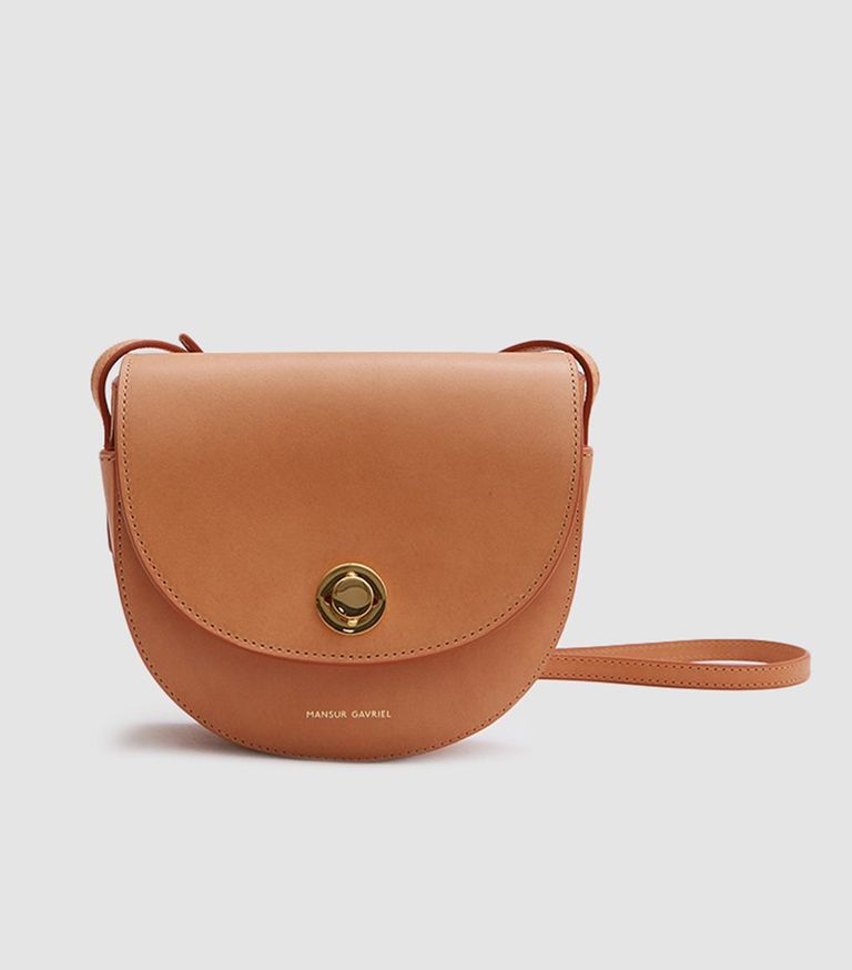 The Type of Bag That Never Goes Out of Style | Who What Wear