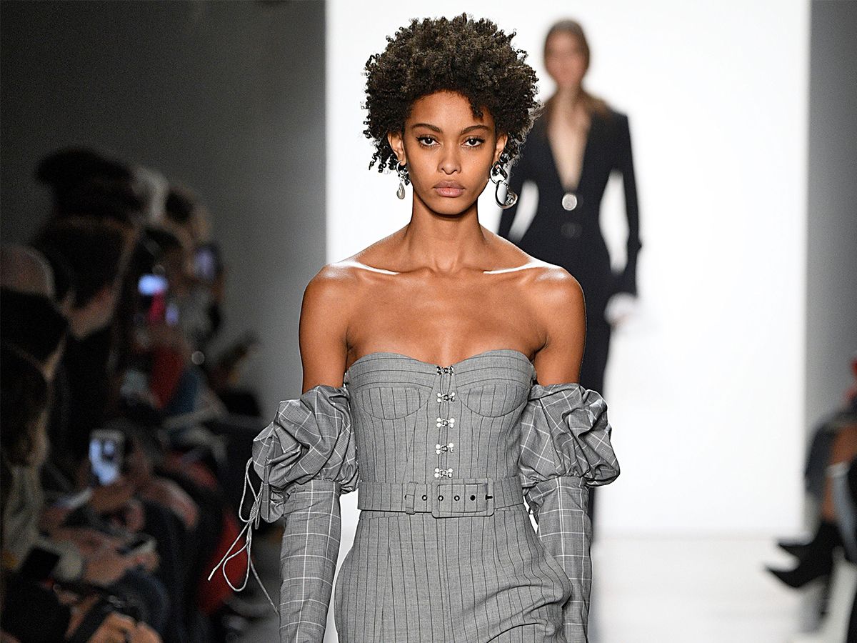 You Can't Ignore the 2018 Power Dressing Trend | Who What Wear