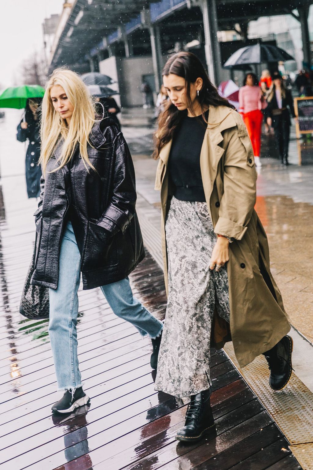 10 "Dad Jeans" Outfits to Try This Spring | Who What Wear