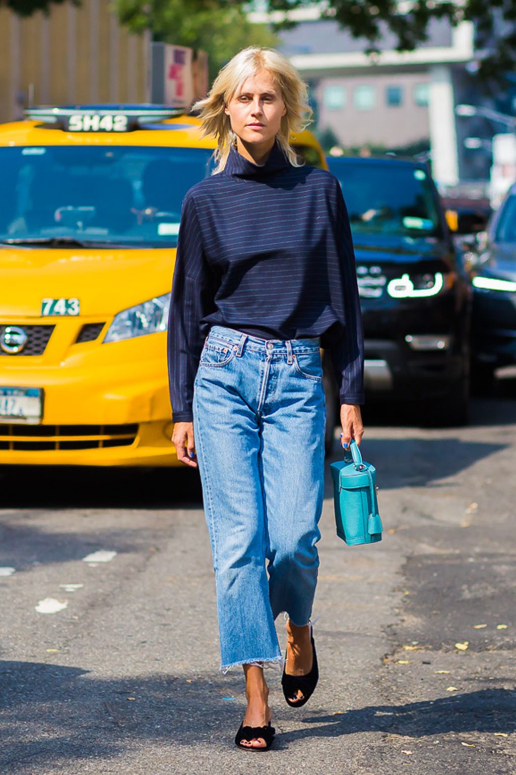 10 "Dad Jeans" Outfits to Try This Spring | Who What Wear