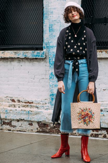 7 Light-Wash Jean Outfits | Who What Wear