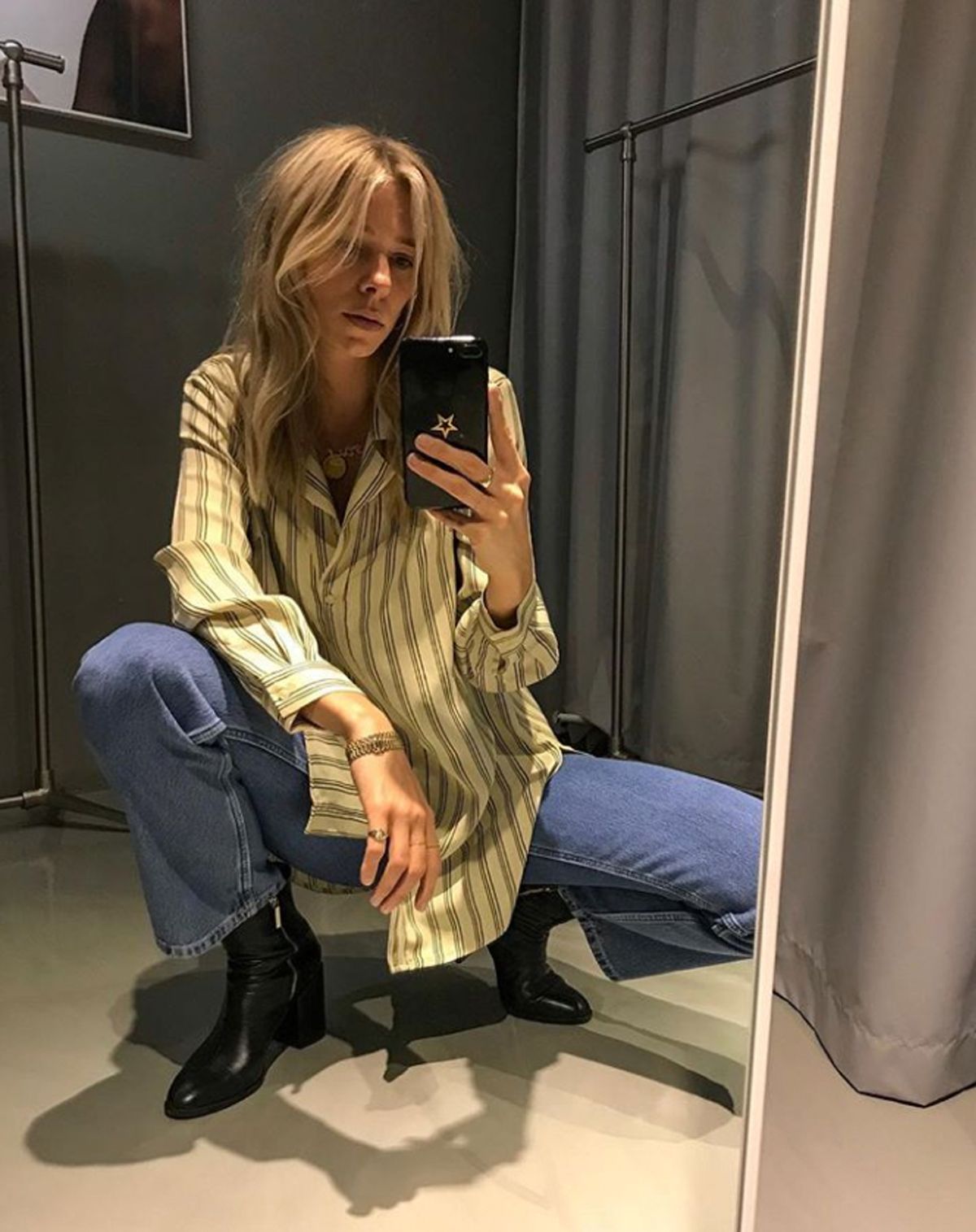 The Best Instagram Poses to Try Now | Who What Wear