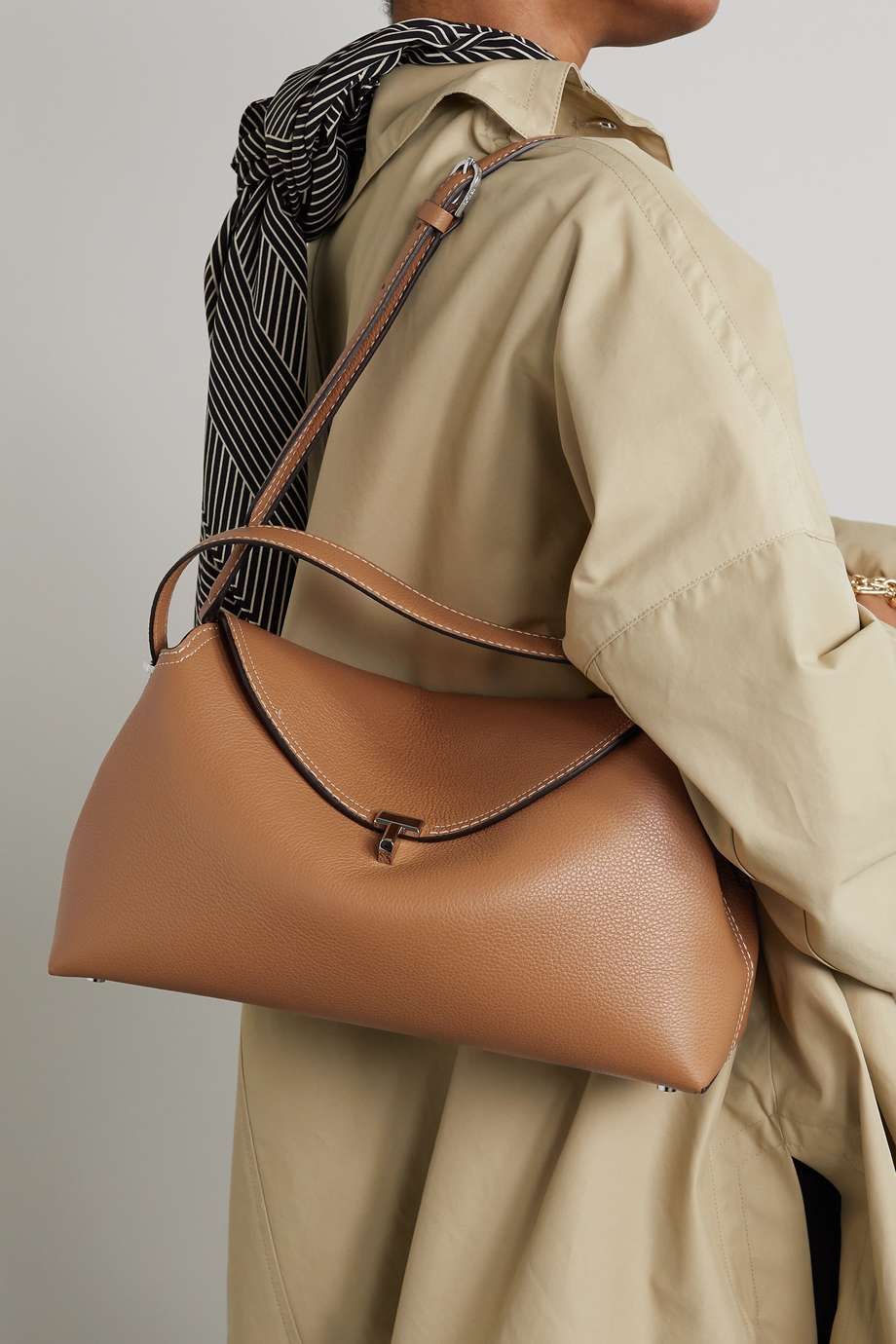 The 28 Best Minimalist Handbags, Chosen by an Editor | Who What Wear