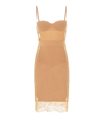 What to Wear Underneath a Wedding Dress | Who What Wear