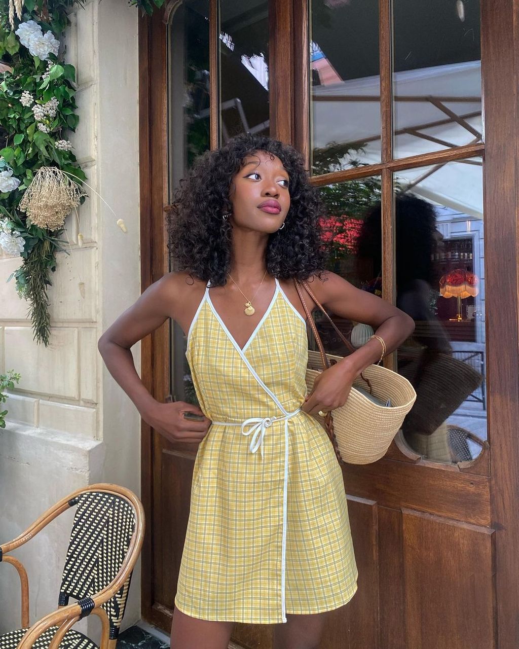 8 Yellow Outfit Ideas That Are So Chic | Who What Wear