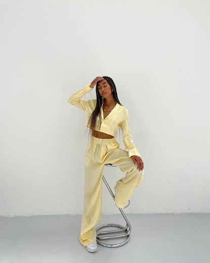 8 Yellow Outfit Ideas That Are So Chic | Who What Wear