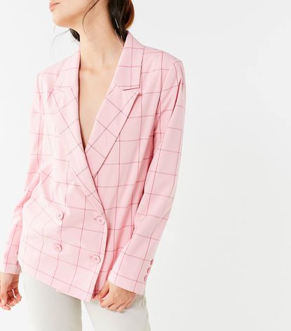 Here's How to Wear Bright Color Outfits | Who What Wear