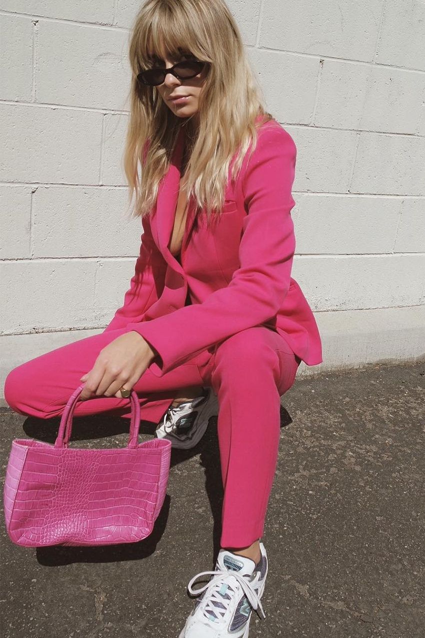 And Now, 17 New Poses to Try on Instagram | Who What Wear