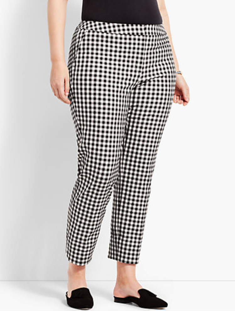 Curvy Ladies—These Are the Best Crop Tops | Who What Wear