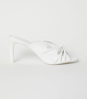 Cute Spring Shoes That Are Impressing Us Right Now | Who What Wear