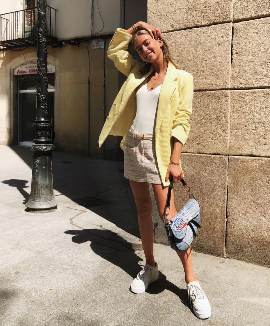 8 Summer Miniskirt Outfits That Are So Chic | Who What Wear