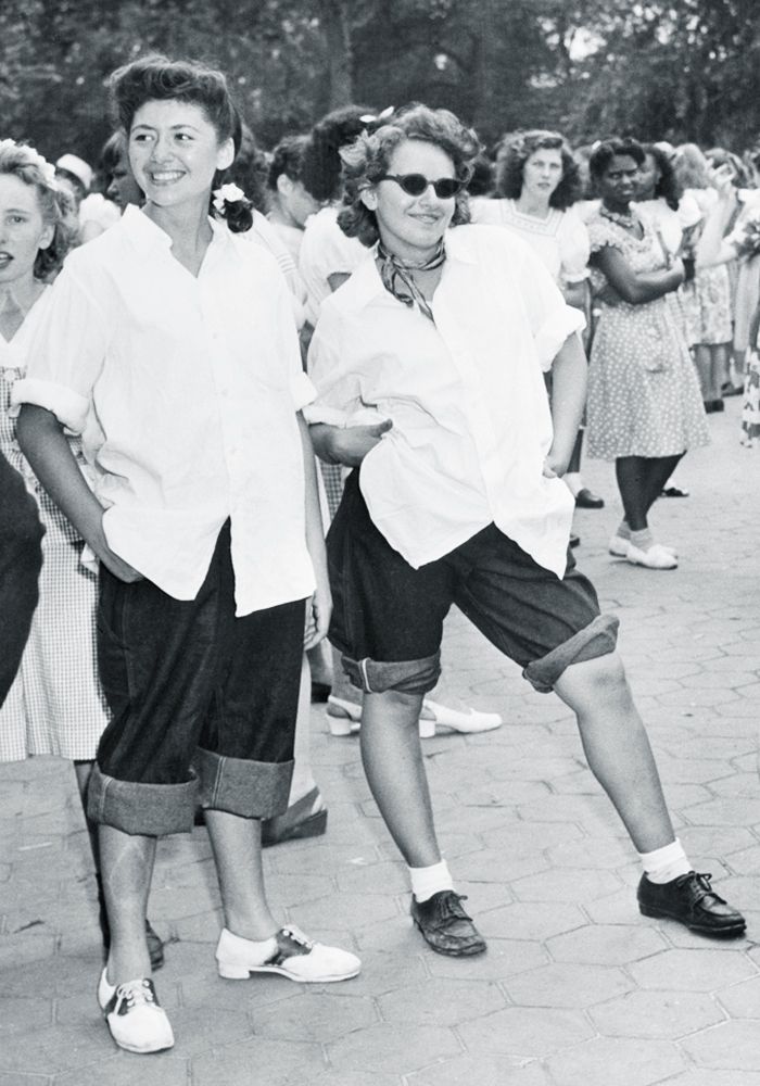 '50s Fashion Trends: The Most Iconic Looks of the Fifties | Who What ...