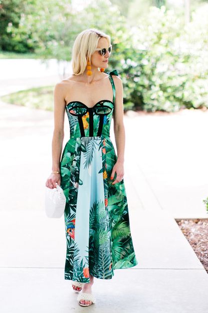 9 Outfit Ideas for Your Next Trip to Miami | Who What Wear