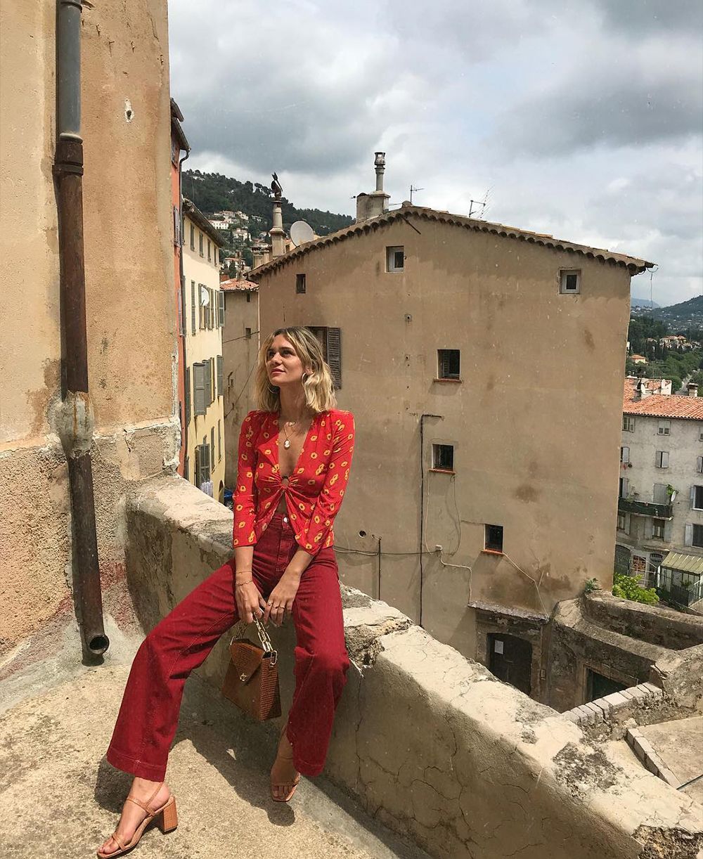 Braless: The Golden Rules of Ditching Your Bra Like a Celeb | Who What Wear