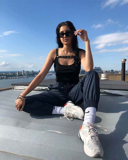 15 Sweatpant Outfits That You Can Wear All Summer | Who What Wear