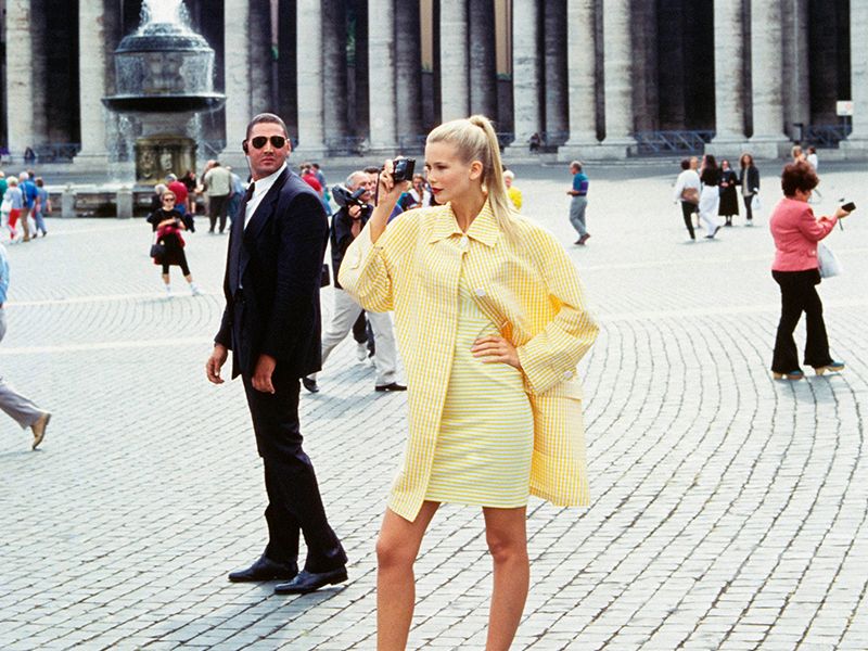 How to Get '90s Italian Summer Style in 5 Outfits | Who What Wear