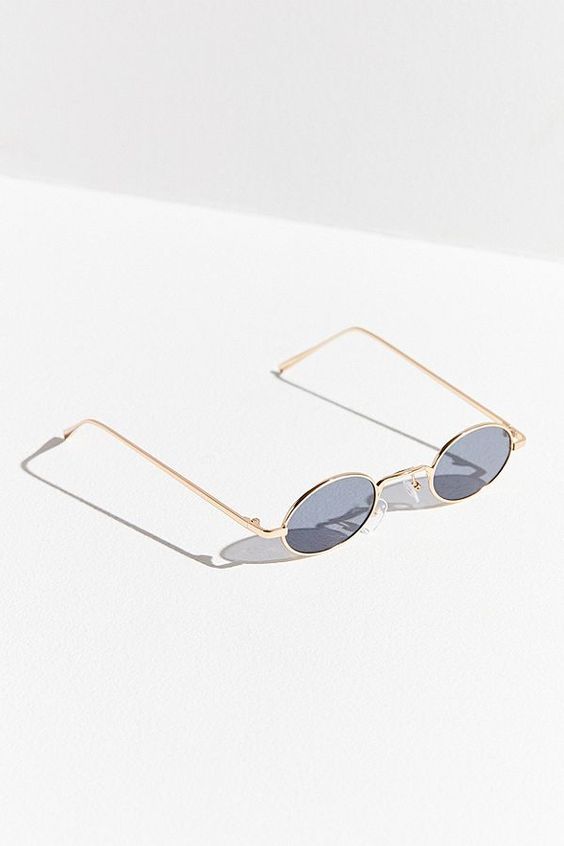 The Affordable Small Sunglasses to Stock Up On | Who What Wear