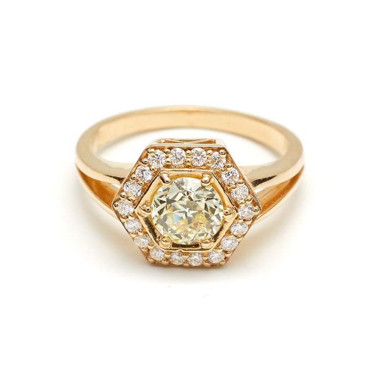 25 Hexagon Engagement Rings That Will Be Everywhere | Who What Wear