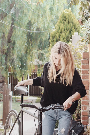 15 Cute Bike Riding Outfits for Summer | Who What Wear