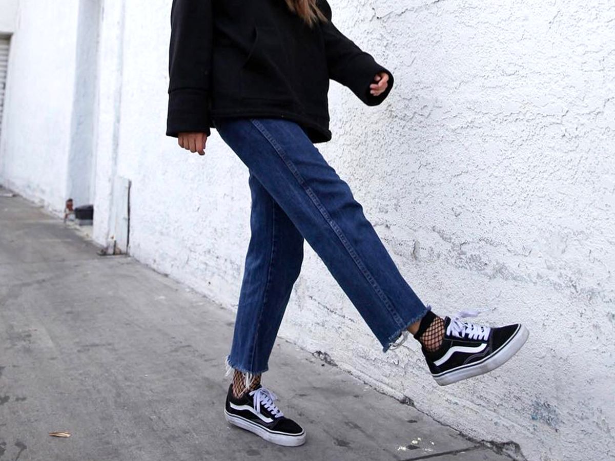 How to Wear Vans Like the Fashion Crowd: 7 Vans Outfits | Who What Wear