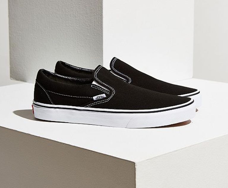 How to Wear Vans Like the Fashion Crowd: 7 Vans Outfits | Who What Wear