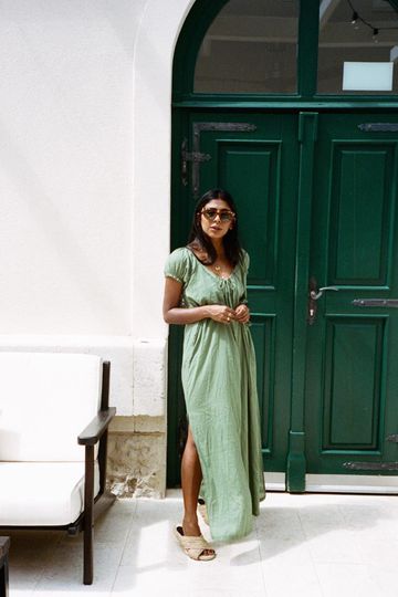Green Outfits Are Trending, So Here's How to Wear Green Now | Who What ...