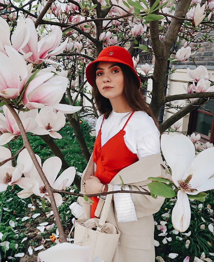 16 Perfect Red-and-White Outfits for Summer | Who What Wear