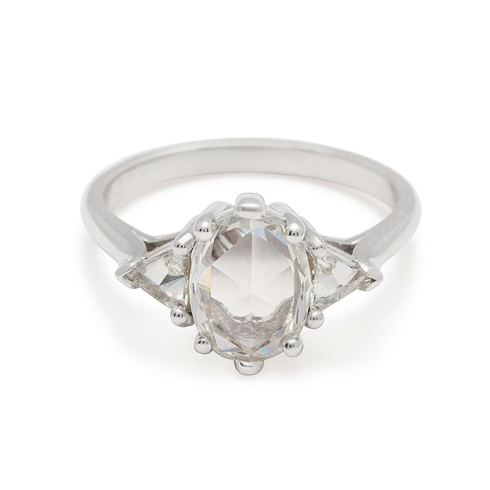 See Hailey Baldwin's Engagement Ring Up Close | Who What Wear