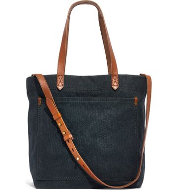 The New York Handbag Trick Fashion Girls Swear By | Who What Wear