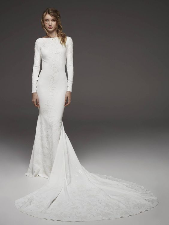20 Simple Fall Wedding Dresses for the Bride | Who What Wear