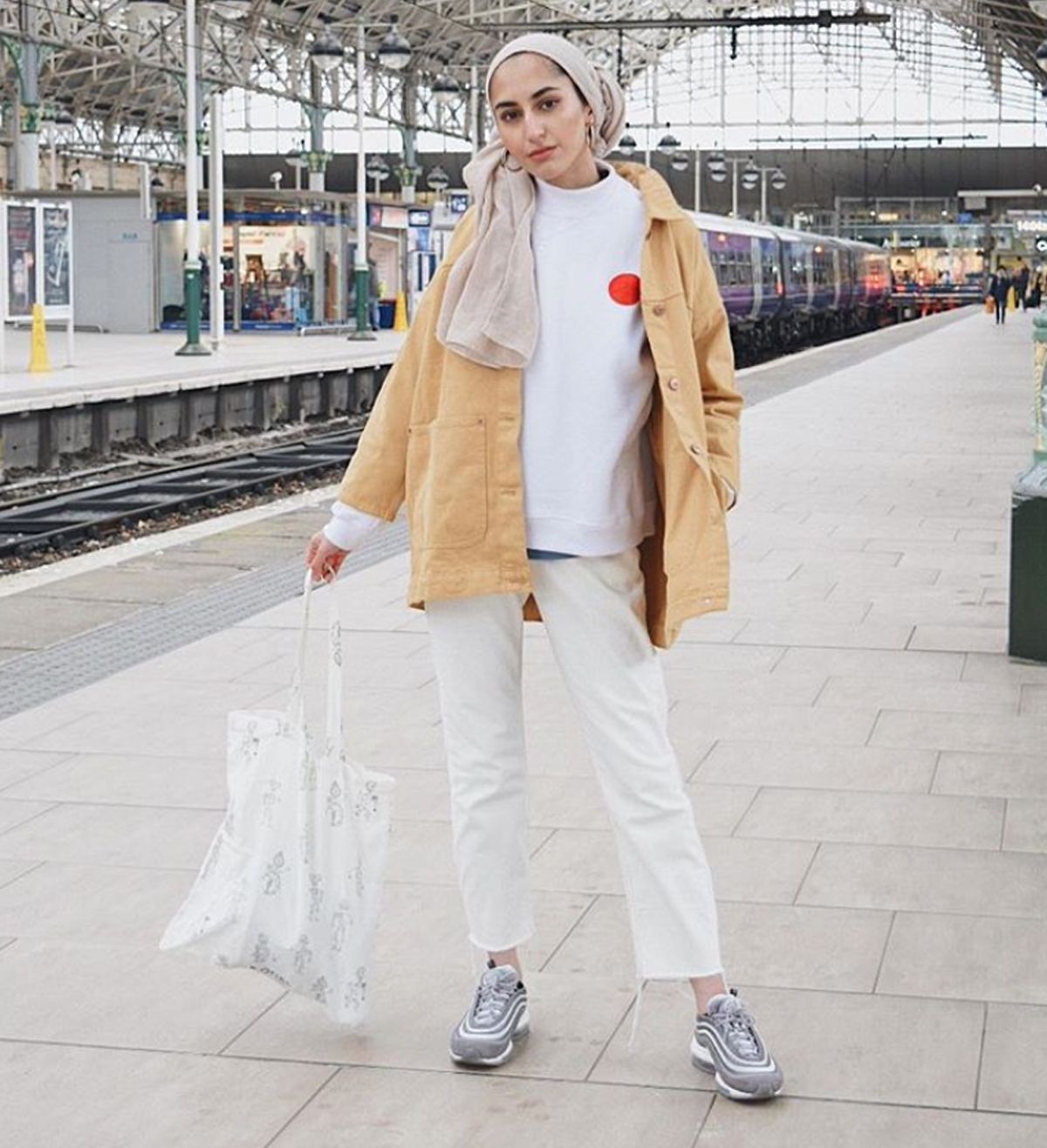 The Sneakers Trending in London, Leeds, and More | Who What Wear