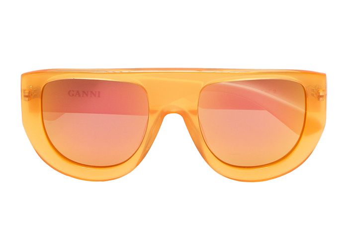 Yellow-Lens Sunglasses Are Trending—See the Look Here | Who What Wear UK