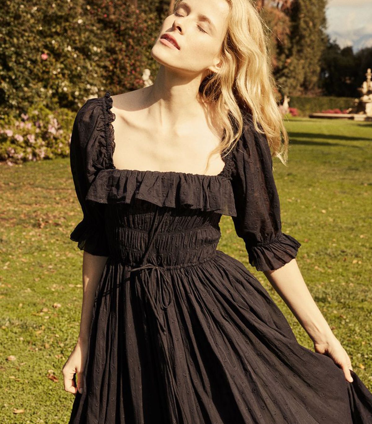 7 Women Share What Going Braless Is Really Like | Who What Wear