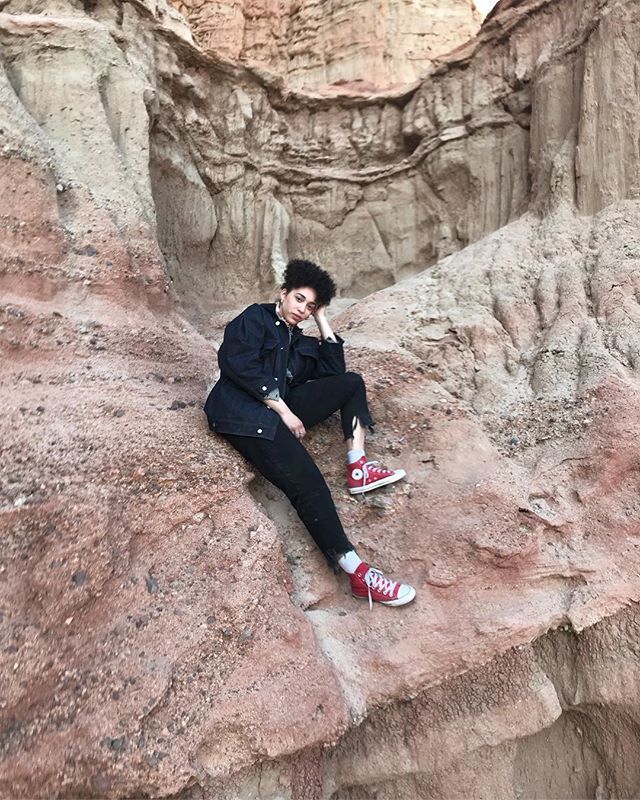 15 Bold Red Sneaker Outfits | Who What Wear
