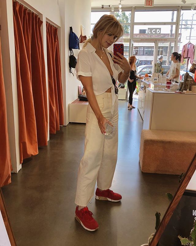 15 Bold Red Sneaker Outfits | Who What Wear