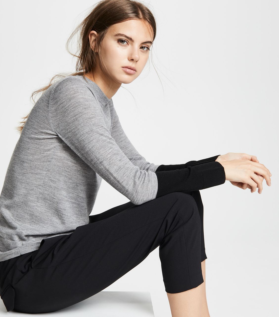 20 Lightweight Sweaters to Transition Your Closet Into Fall | Who What Wear