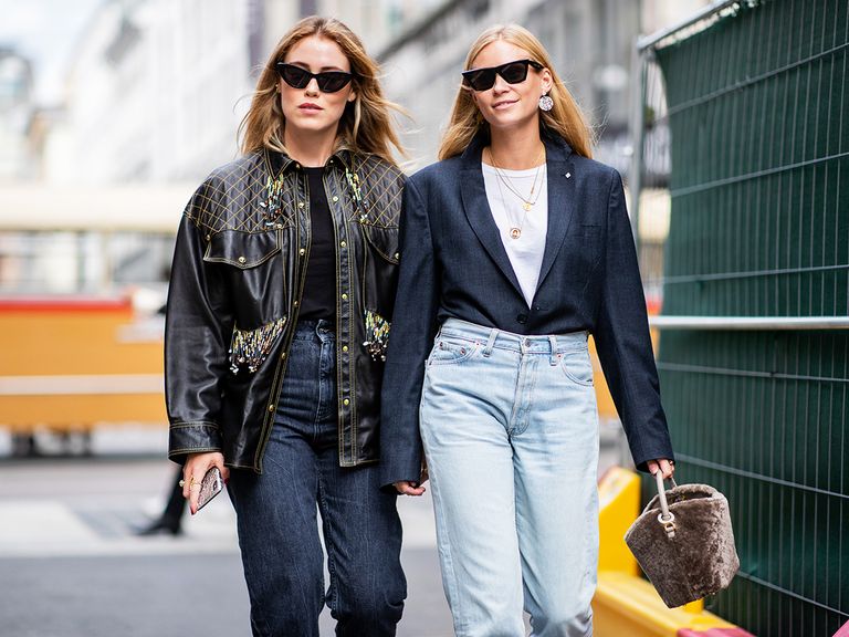 This '90s Denim Color Is Everywhere for Fall | Who What Wear