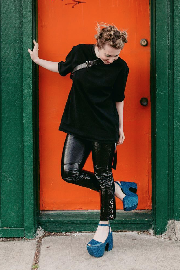 15 Edgy Outfits for Your Fall Wardrobe | Who What Wear