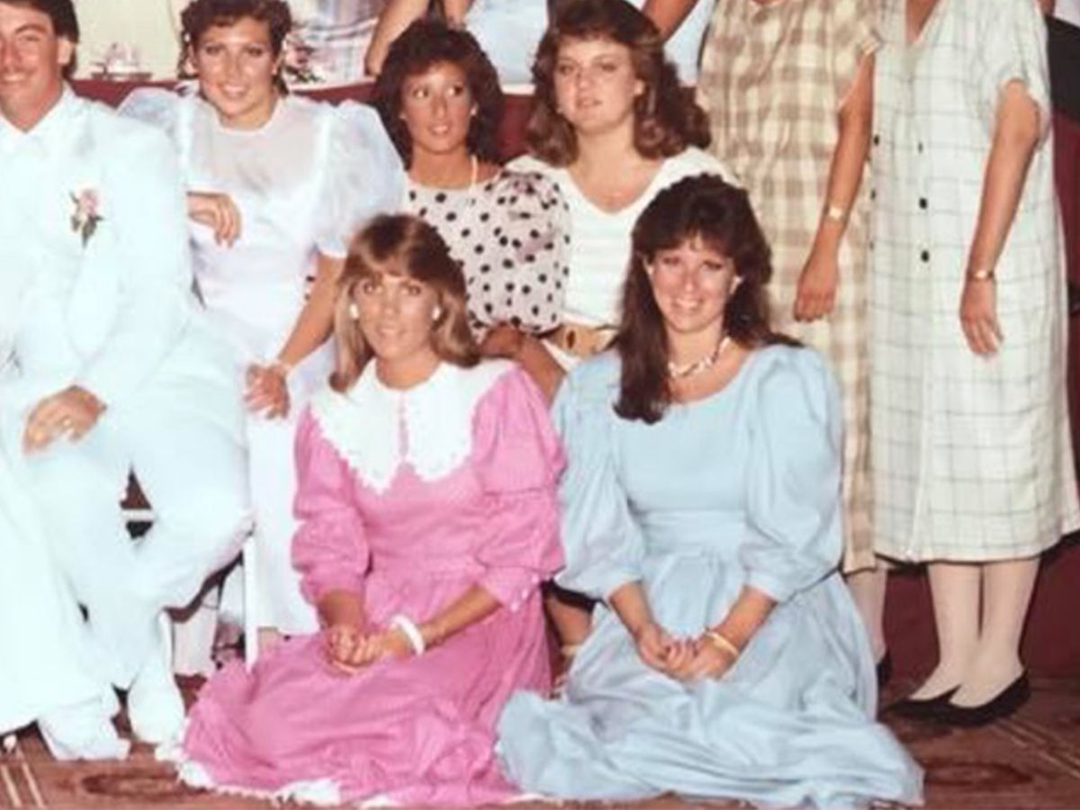 The 9 Most Popular '80s Clothing Trends, Hands Down | Who What Wear