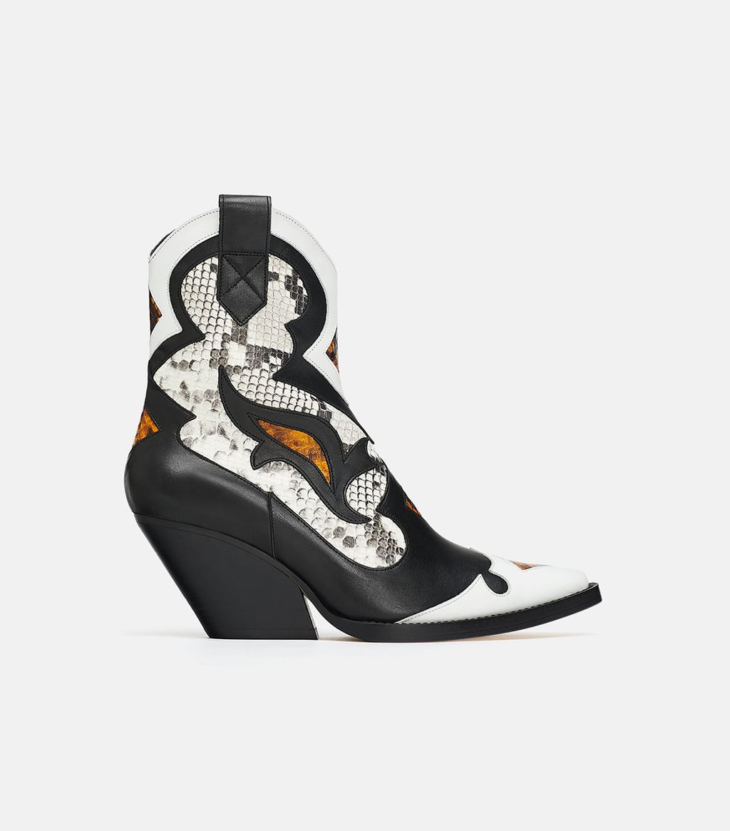 Your Official Zara New York City Shopping Guide | Who What Wear