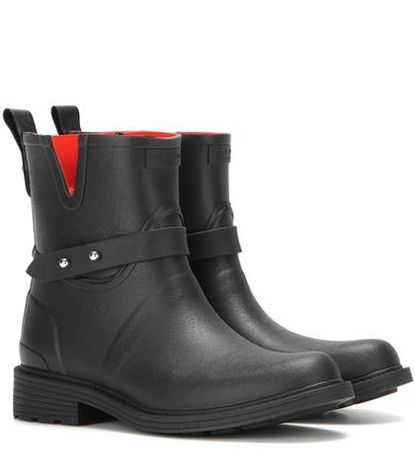 The Ankle Rain Boots to Wear on Those Dreary Days | Who What Wear