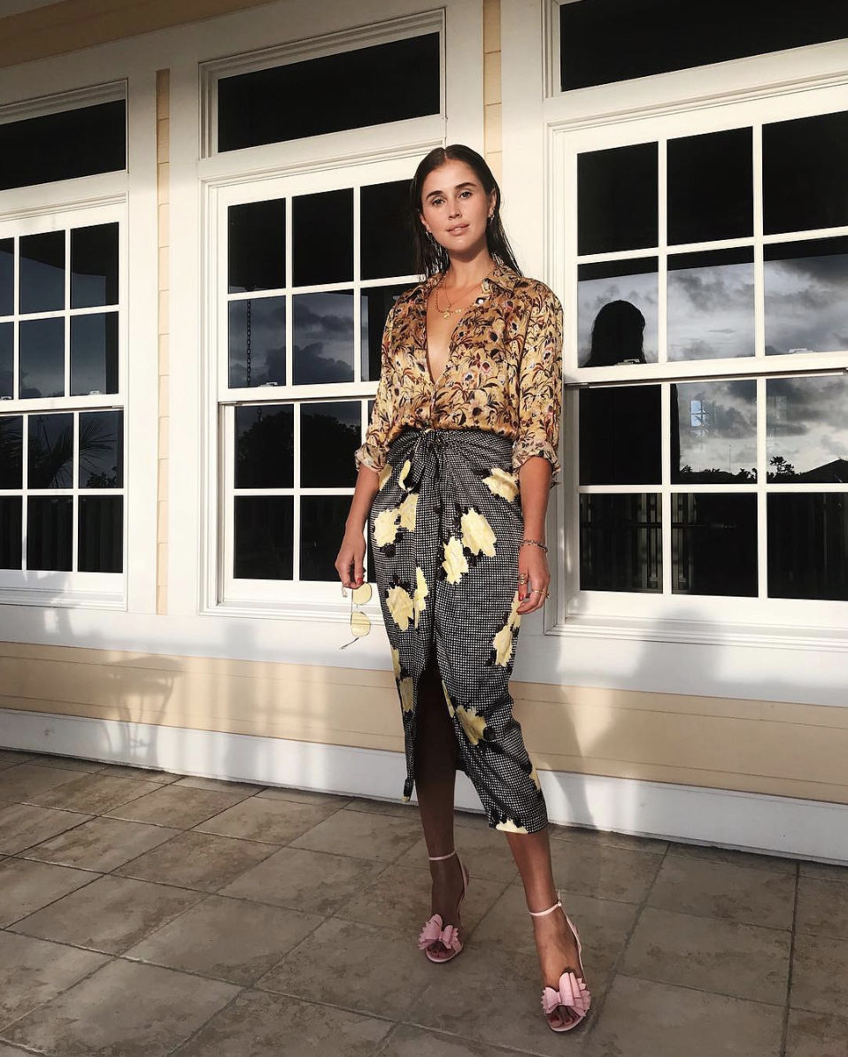 Here's How Fashion Girls are Mixing Prints | Who What Wear