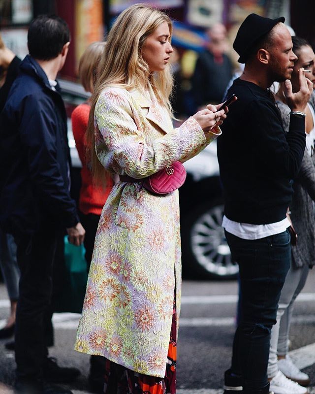 15 Pastel Outfits for Fall You Should Try Out Now | Who What Wear